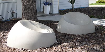 A Round Concrete Chair Becomes Part of Design - Concrete Decor